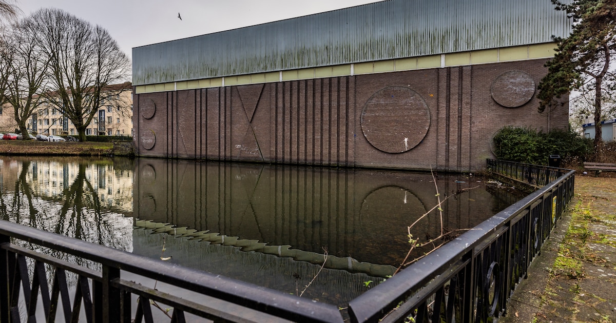 Letterlijk een groot probleem: de 43 meter lange en 8 meter hoge muur ...