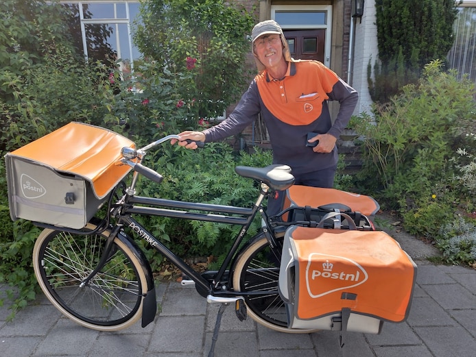 Teun (71) bezorgt al 22 jaar de post als zijn fiets wordt gestolen ...