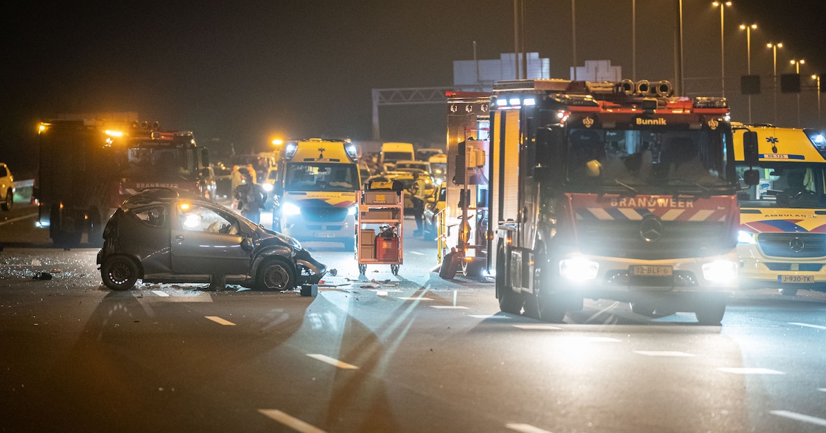 Twee gewonden na ernstig ongeval op A12 bij Bunnik, man aangehouden ...