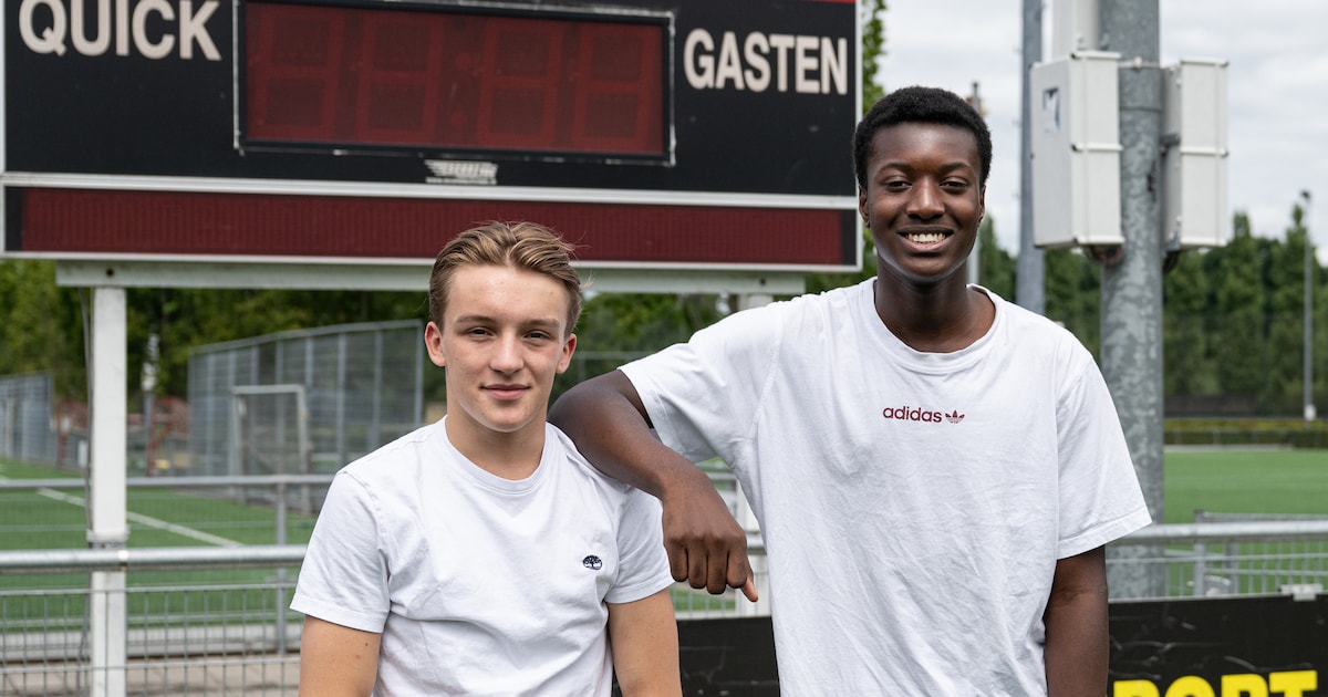 Max (18) komt meteen in actie als teamgenoot Mattheus (18 ...