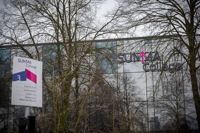 Boekhouddocent Summa College moet valse declaraties terugbetalen maar ...