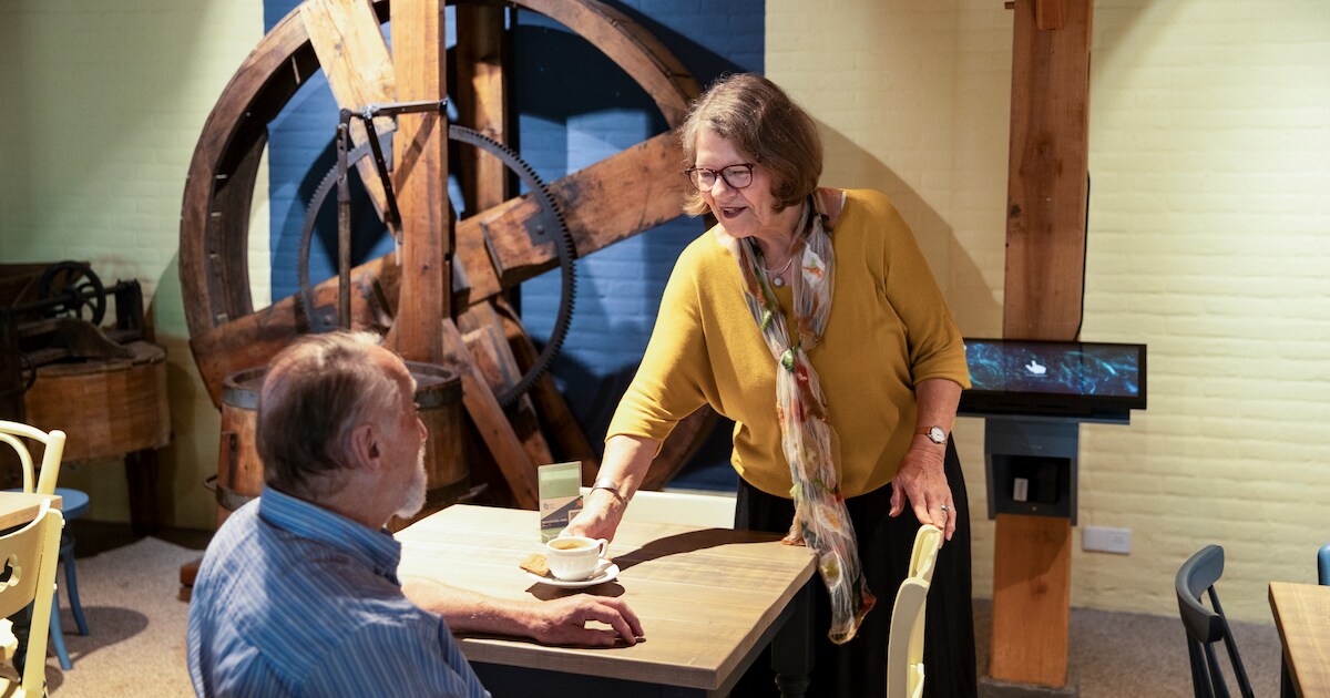 Vrijwilliger Ine Willems in het zonnetje gezet, daarna weer door met ...