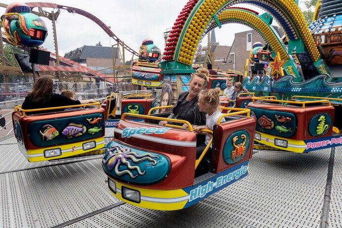 Eindeloos over de kop of romantisch speeddaten in de rups: spanning ...