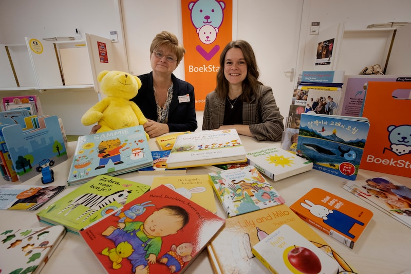 Boekstartcoach Monique: ‘Veel ouders weten niet dat je een baby kunt ...