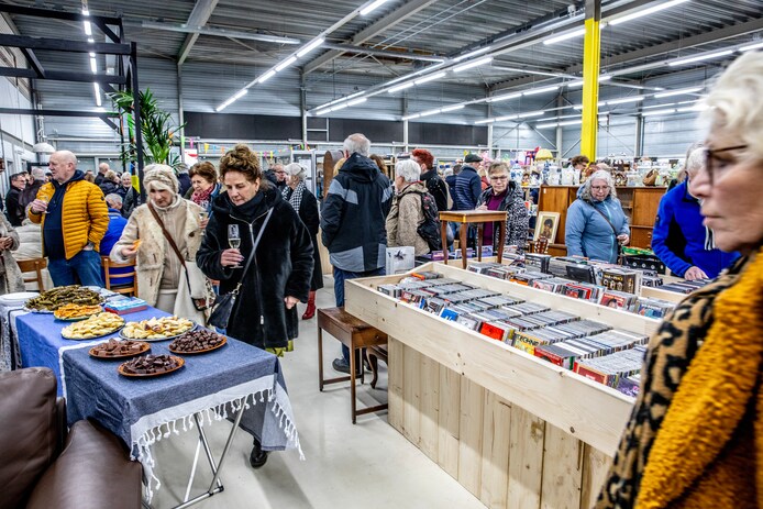 Heropende kringloop trekt duizenden bezoekers: ‘Brand geblust, maar ...