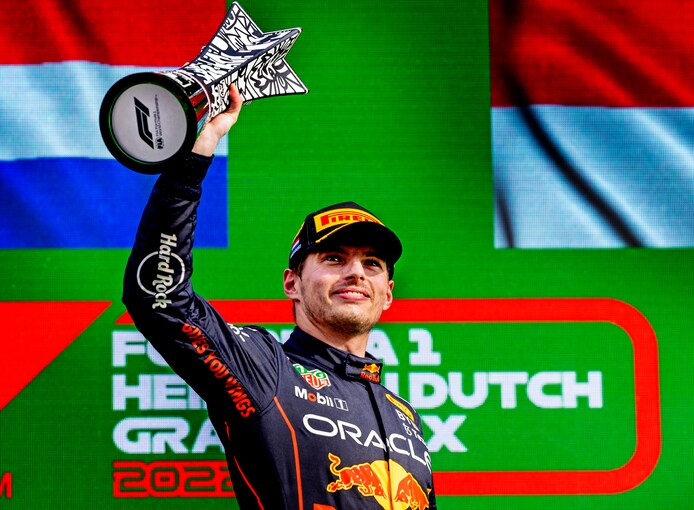Buitenlandse media betreuren schrappen ‘cultrace’ Zandvoort: ‘Een klap voor Max Verstappen ...