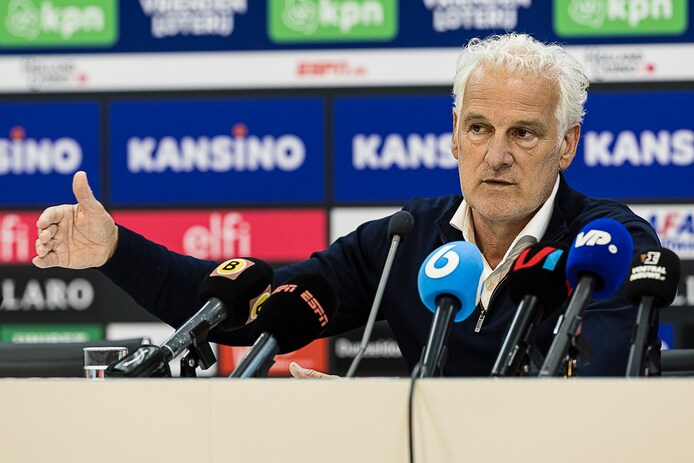 Fred Rutten laat toch ruimte over voor een toekomst bij PSV: ‘Onmogelijke dingen gebeuren altijd ...