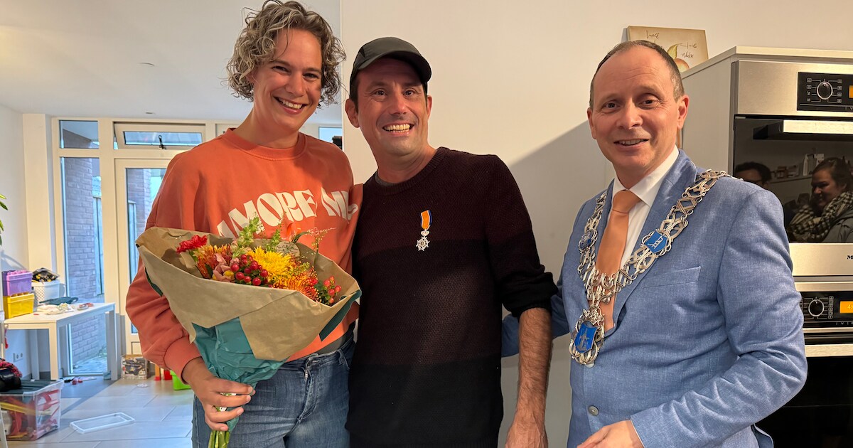 Corso-man Marco Smets onderscheiden | San van Suchtelen | ed.nl