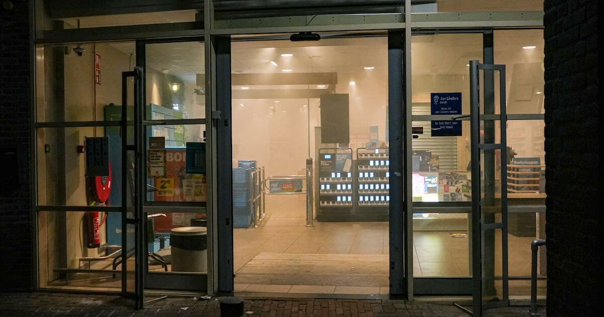 Brandweer snelt zich naar Helmondse supermarkt, maar er is geen brand ...