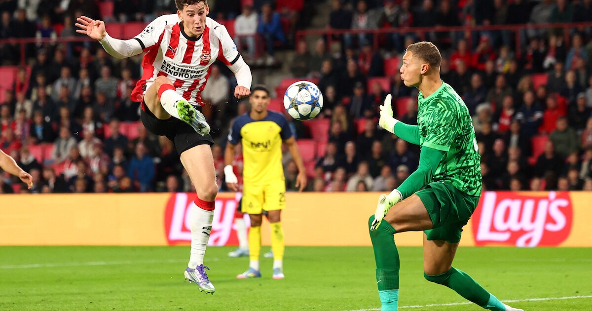 Scorende CL-debutant Van Bommel pareert kritiek op PSV: ‘Het ligt nóóit aan het feit dat spelers ...