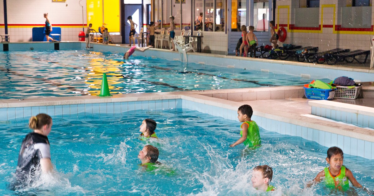 Wantrouwen in laco leidt weer tot uitstel renovatie Geldrops zwembad ...