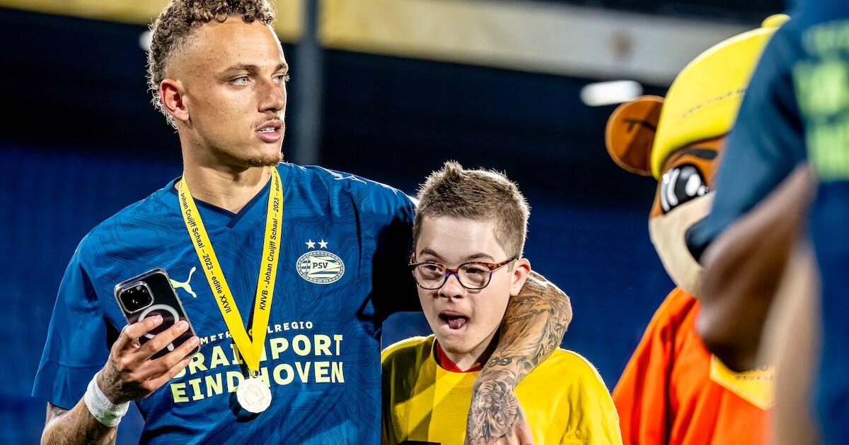 PSV wil ook buiten het veld het verschil maken en komt met ingrijpende ...