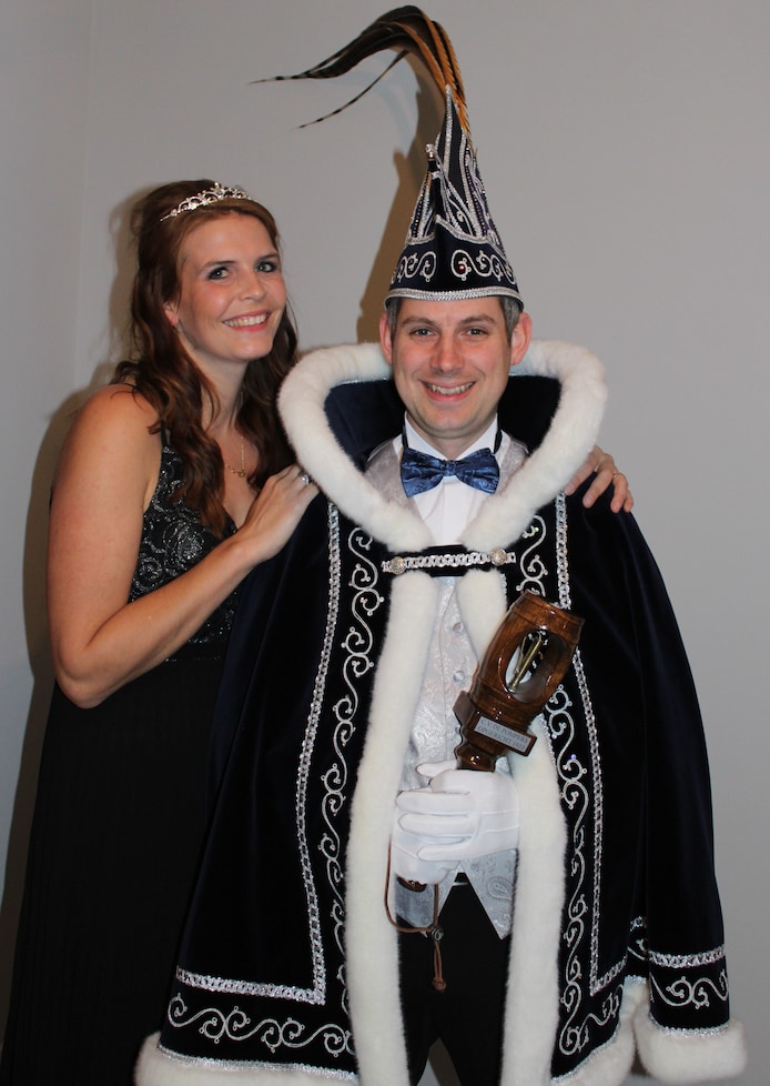 Niet alleen veren op je hoofd: de echte kosten en vreugden van een ...