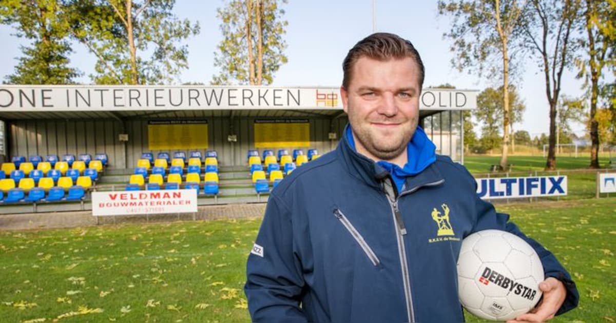 Nick Smits en De Weebosch gaan met elkaar door | Amateurvoetbal | ed.nl