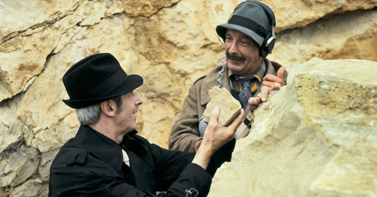 Bassie en Adriaan staat stil bij overlijden ‘dove boef’ Harry Dikmans ...