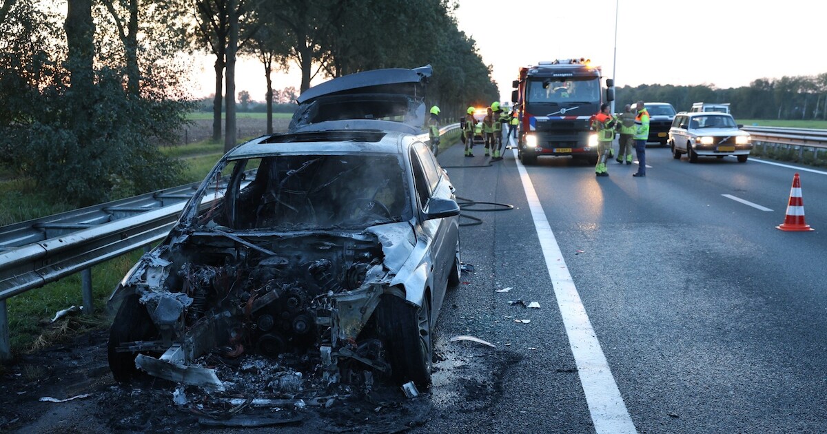 Autobrand zorgt voor vertraging op A58 bij afslag Moergestel en Oisterwijk | Tilburg | ed.nl