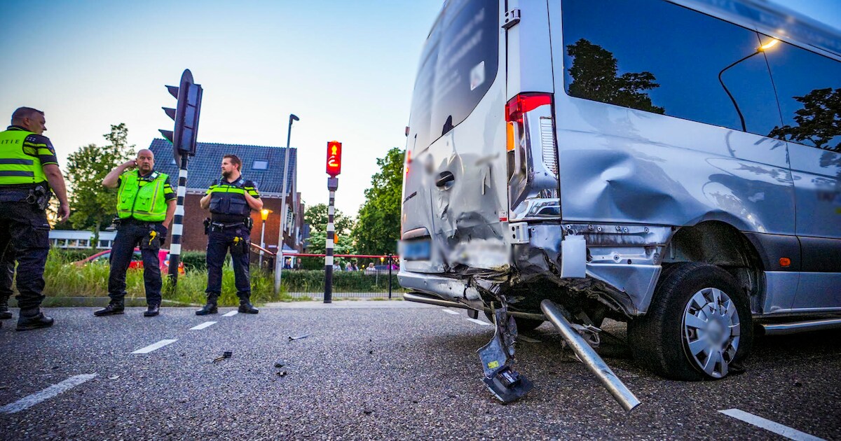 Asociaal hard rijden in Helmond: is meer flitsen de oplossing? ‘Het is ...