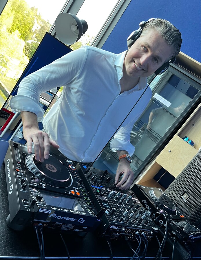 Pieter van den Hoogenband, Frank Lammers, Tom Dumoulin en Guus Meeuwis ...