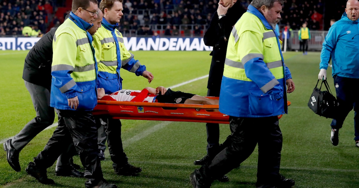 Lozano weer uit ziekenhuis, blessure lijkt mee te vallen | PSV | ED.nl