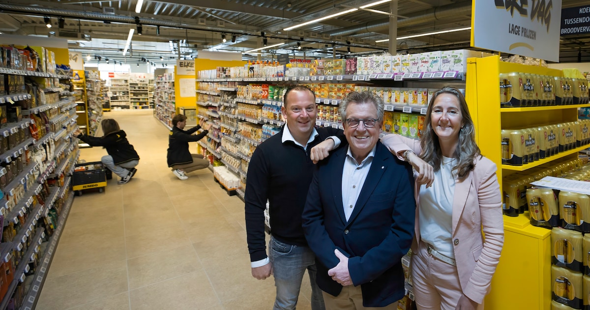 Na ruim twintig jaar is het zover: nieuwe Jumbo in Budel opent deuren ...
