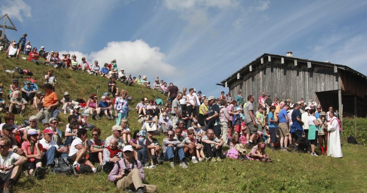 Friso herdacht tijdens bergmis in Lech | Binnenland | ED.nl