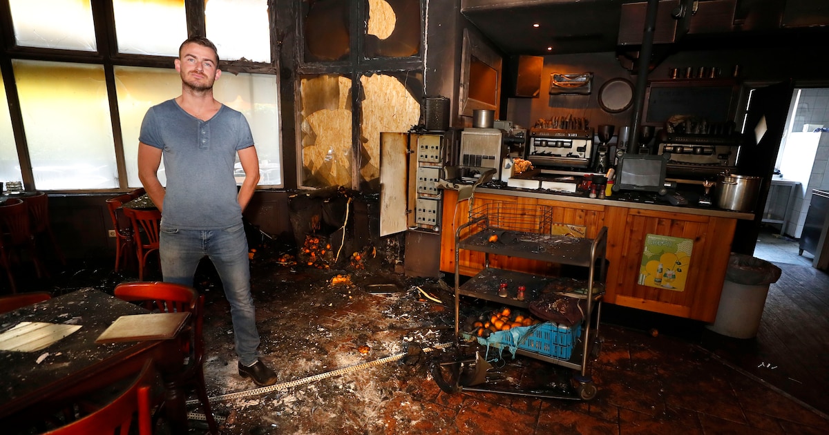 Eigenaar Joe Mann Paviljoen in Best verslagen na brand | Best ...