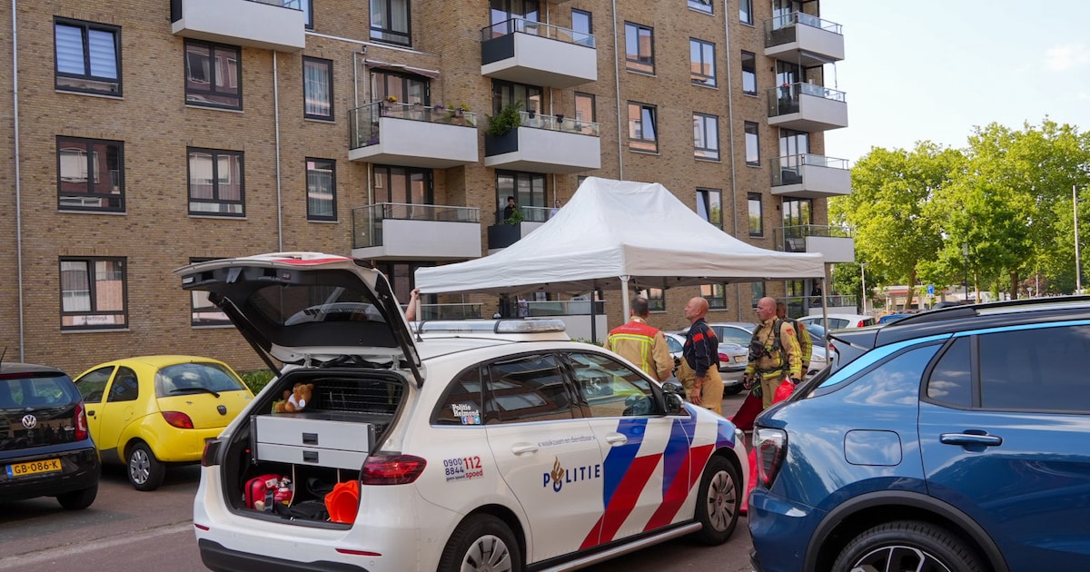 Dode man in geparkeerde auto aangetroffen in Helmond, hij bivakkeerde al dagen in voertuig | 112 ...