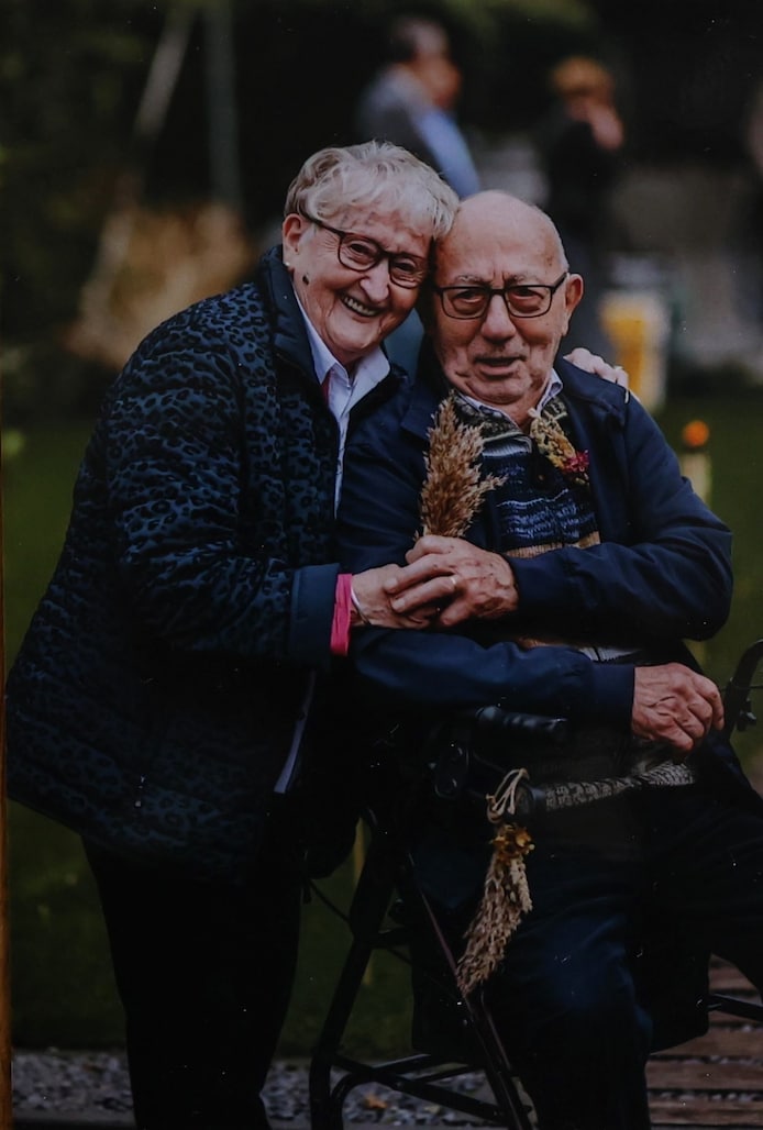 Ook na 65 jaar huwelijk komt met praten alles goed, weten Maan en Annie ...