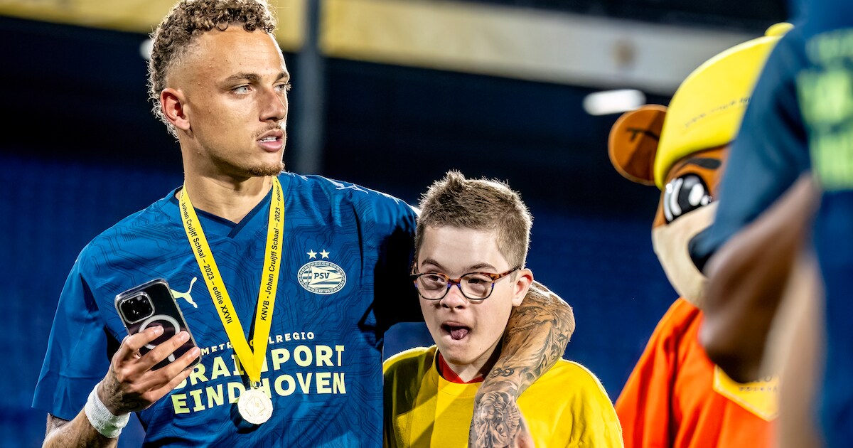 Waarom Noa Lang het nieuwe PSV meteen een ander gezicht geeft, samen ...