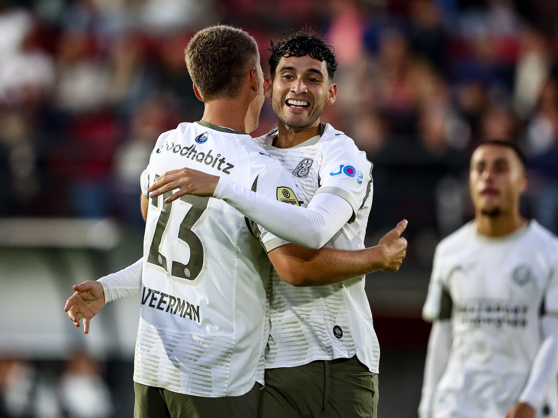 PSV wil groot Duits talent voor het middenveld: ‘oude naam’ is vol in ...