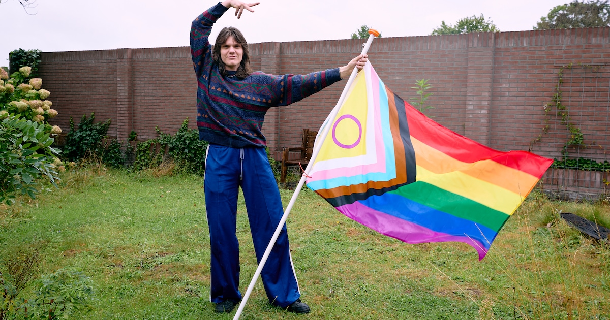 De vernielde vlag van Igor (26) leidt tot eerste Reusel Pride: ‘Kill ‘em with kindness’ | Reusel ...