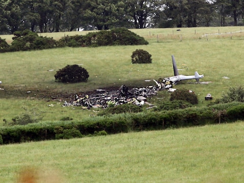 Britse marinehelikopter crasht vlak bij bases in Devon, explosie ...