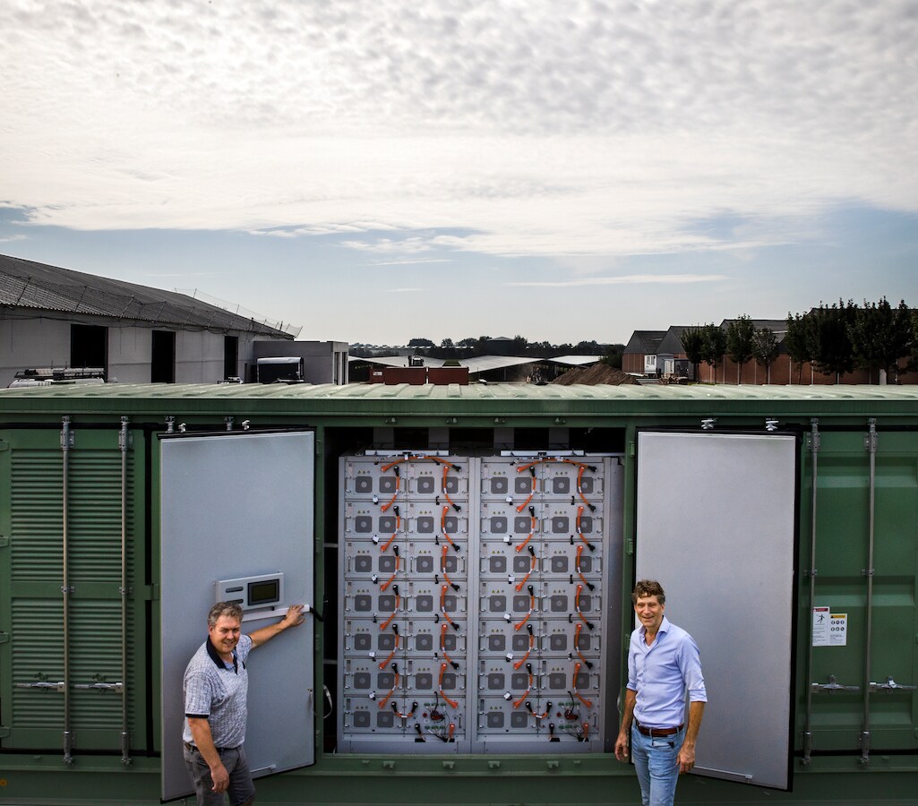 Someren spreekt van illegaal gedempte sloten, pluimveehouder zegt ...