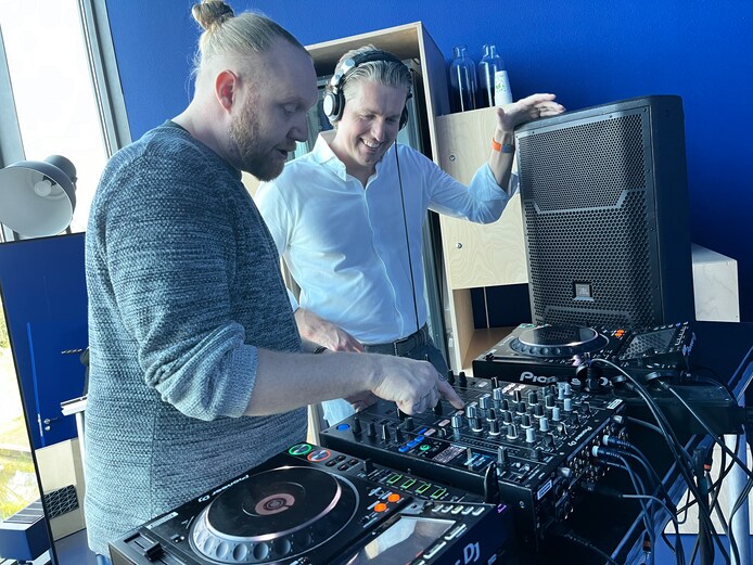 Pieter van den Hoogenband, Frank Lammers, Tom Dumoulin en Guus Meeuwis ...