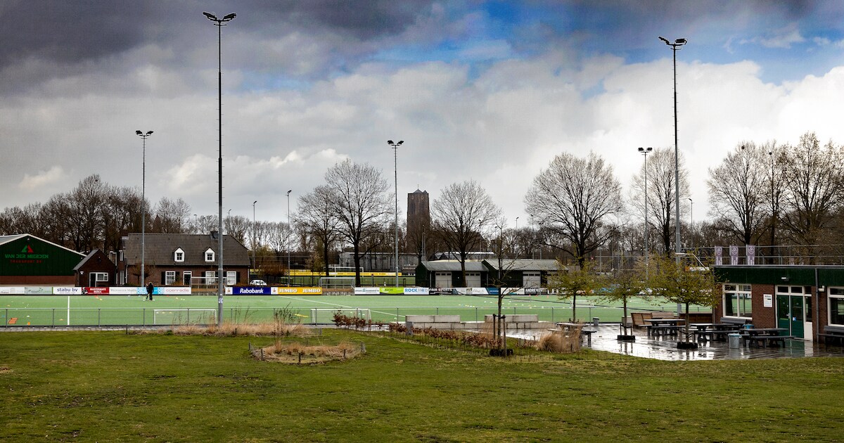 Onderzoek naar afstoten speelveld hockeyclub Oirschot vanwege torenhoge ...