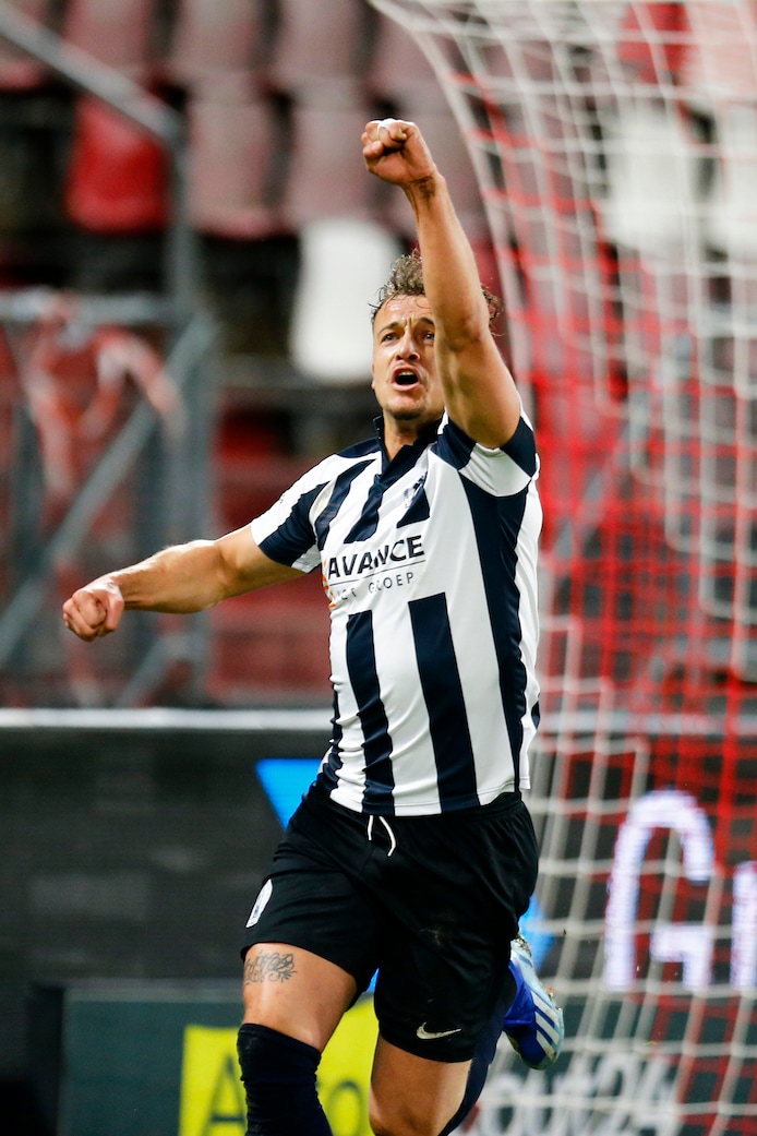 ooit-schreef-moeder-gakpo-voor-de-psv-site-de-eerste-stukjes-over-cody