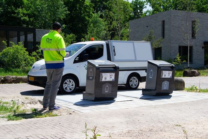 Afval hoort in containers: help mee aan een schoner en leefbaarder ...