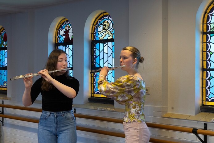 Regionale dwarsfluittalenten mogen in grote zaal van het Muziekgebouw ...