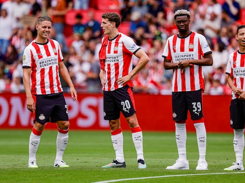 PSV wil deze zomer afscheid nemen van centrale verdediger Nagalo ...