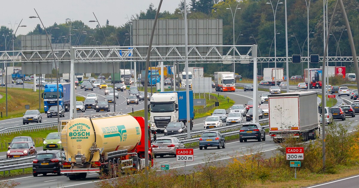Hardrijder haalt de politie in en komt goed weg bij de rechter: ‘Ik ...