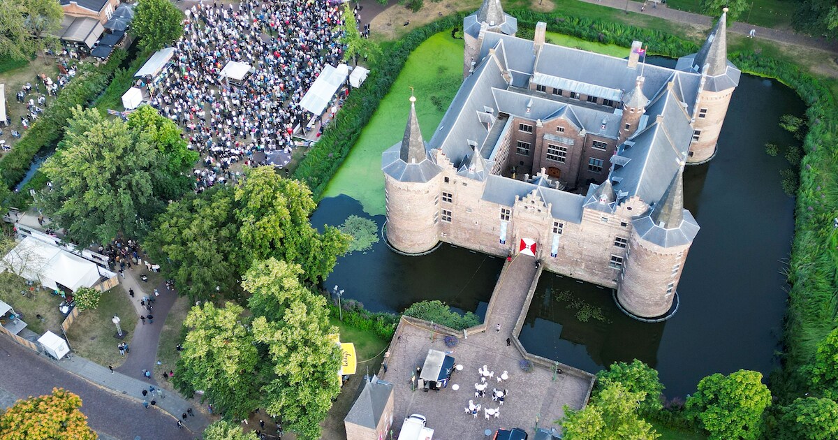 Genieten in de Helmondse kasteeltuin | Helmond | ED.nl