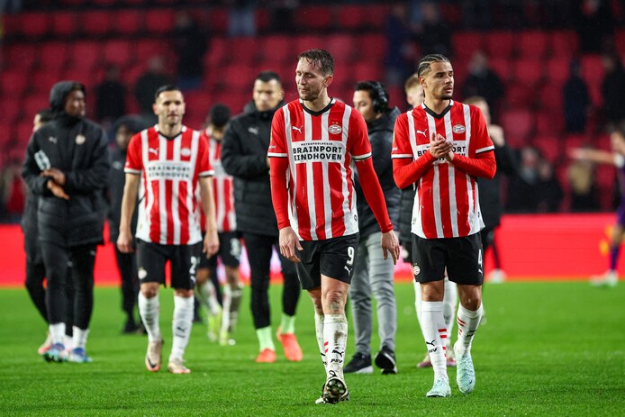 PSV breekt dit seizoen weer financiële records, maar moet nog vol aan ...