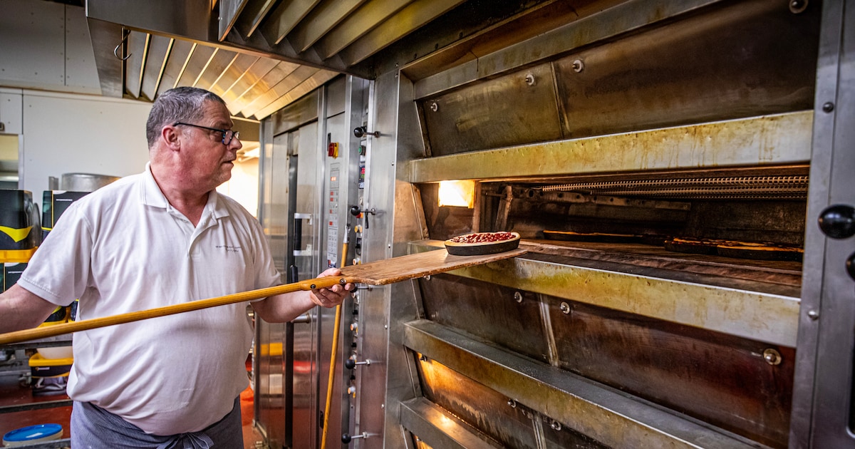 Pieter van Assouw al veertig jaar bakker in Oirschot: ‘Alles aan ...