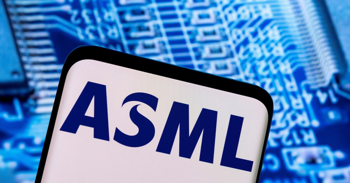 Omzetprognoses ASML per ongeluk te vroeg gepubliceerd | Regio | ED.nl