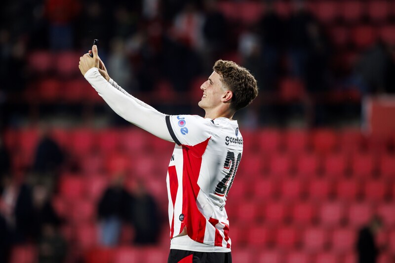 Guus Til wil best voor een vierde keer ad interim aan de slag, in de ...