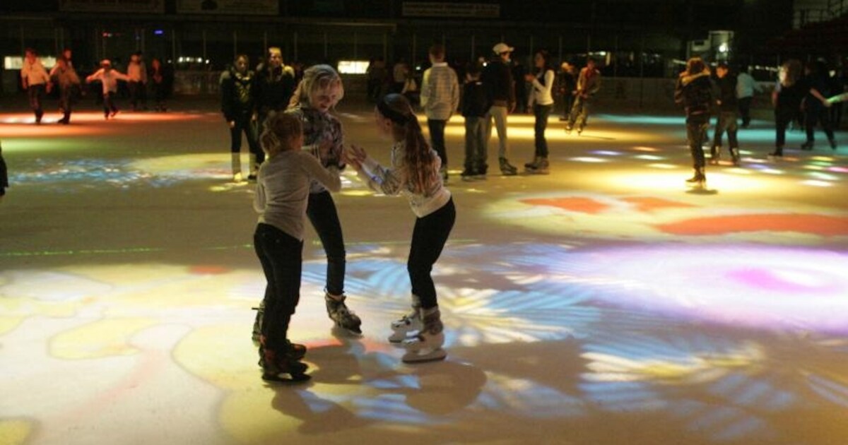 Veel jeugd bij opening schaatsseizoen | Eindhoven | ED.nl