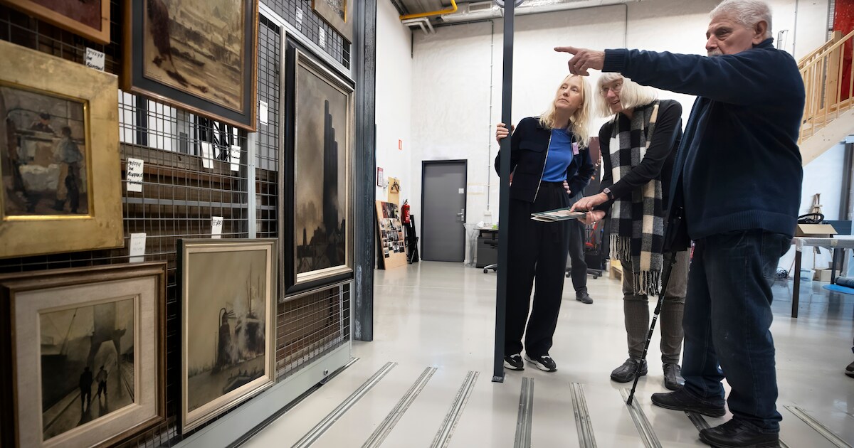 Rondleiding in depot Museum Helmond: ‘Dit is een groot deel van het ...