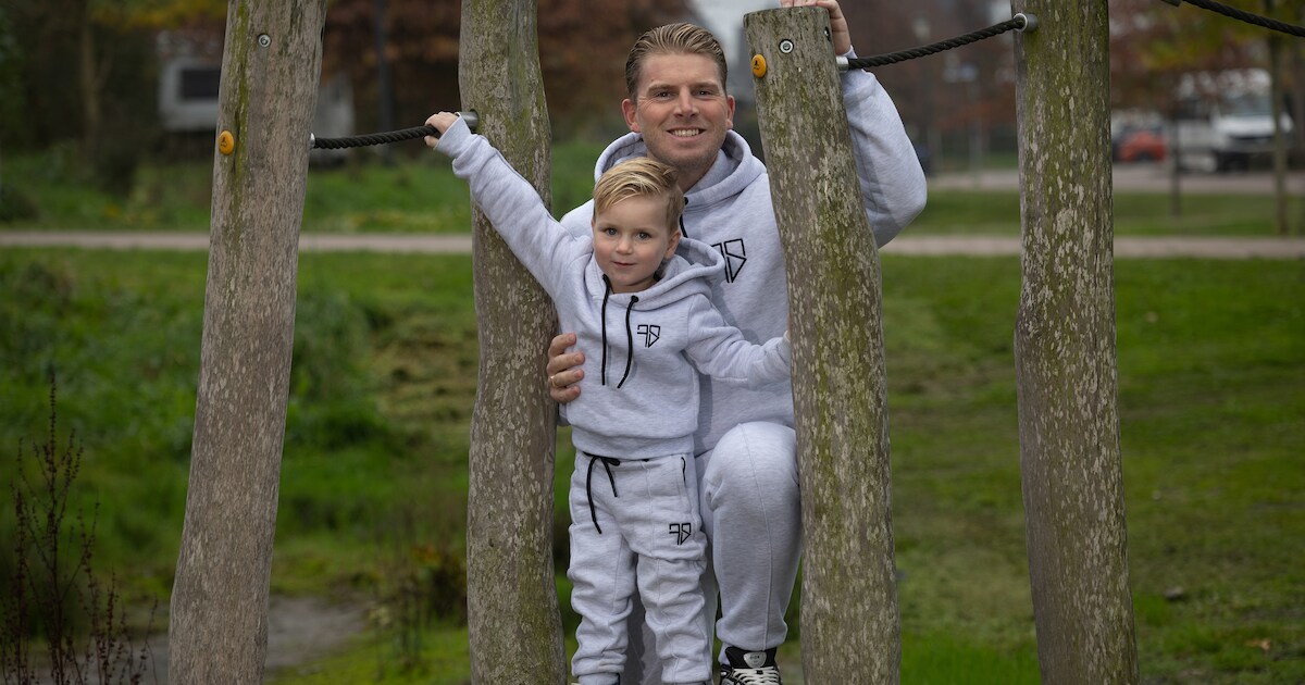 Erik zegt ineens zijn goede baan op en begint kledinglijn voor vaders ...