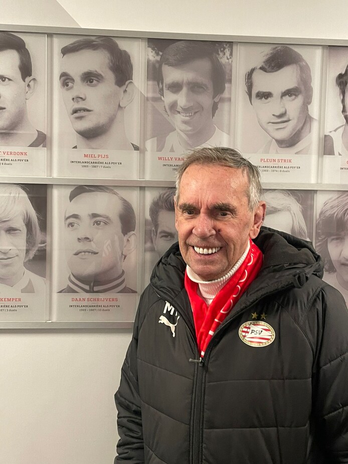 PSV-kampioen van 1963 kreeg bijzonder cadeau voor de landstitel en is ...