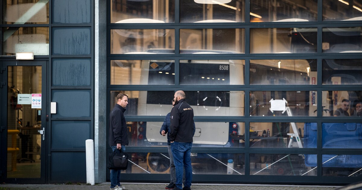 Ontslag in plaats van champagne met oud en nieuw: ruim honderd Ebusco-medewerkers verliezen hun ...
